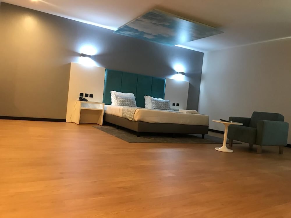 Beira Terrace Hotel in Beira | Best Rates & Deals on Orbitz