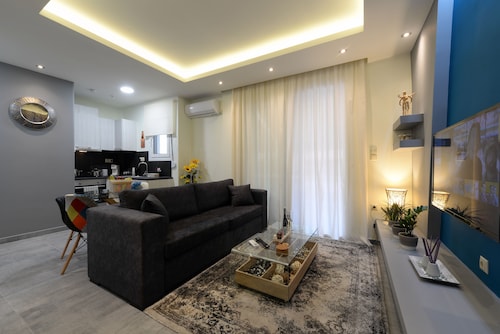 Sunflower Premium Penthouse Mit Blick Auf Die Akropolis, 300 M Von Der U-bahn-station Attikis Entfernt - Athen