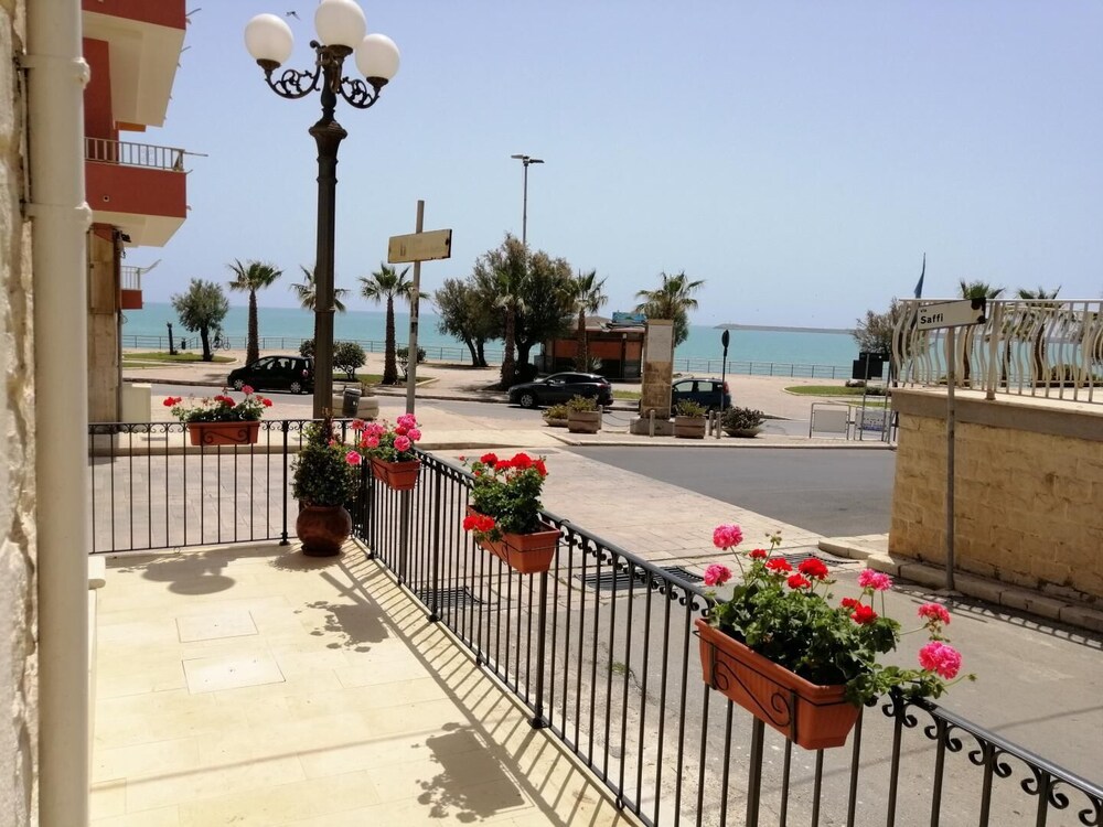 A place where the bound between sea, history and gastronomy leave you ...
