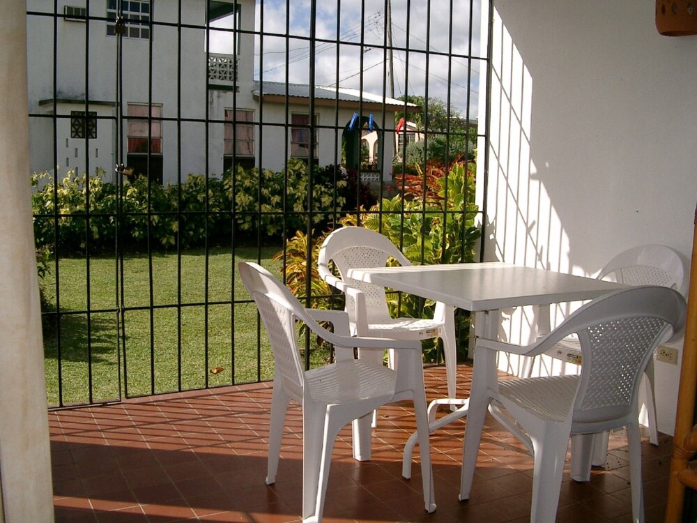 Allison Court Barbados: 1-BR Apartment - Freights Bay Surfing ...