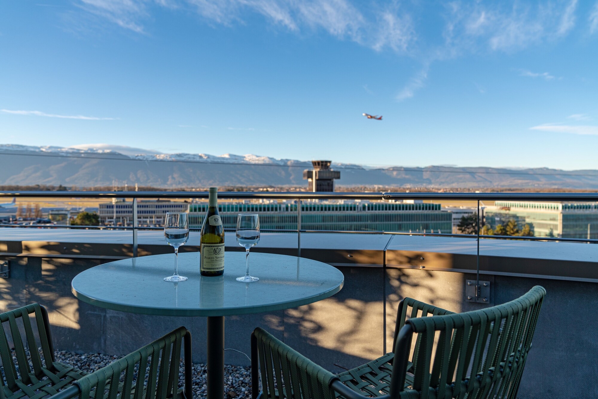 Top Hotels in Geneva from $93 - Expedia