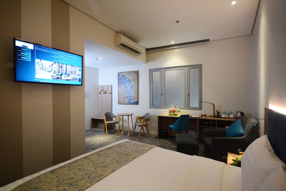 Blue Lotus Hotel Davao: AU$109 Deals & Reviews (Davao, PHL) | Wotif