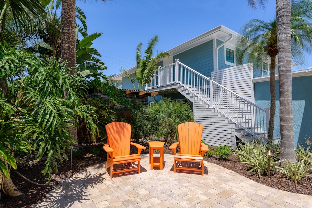 Escape Resort & Marina in Casey Key | Best Rates & Deals on Orbitz