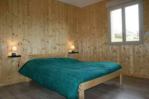 Chalet Au Coeur Du Cantal - Auvergne