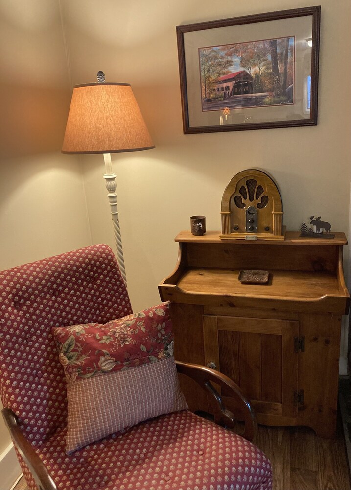 A STORYBOOK COTTAGE! - Glen | Vrbo