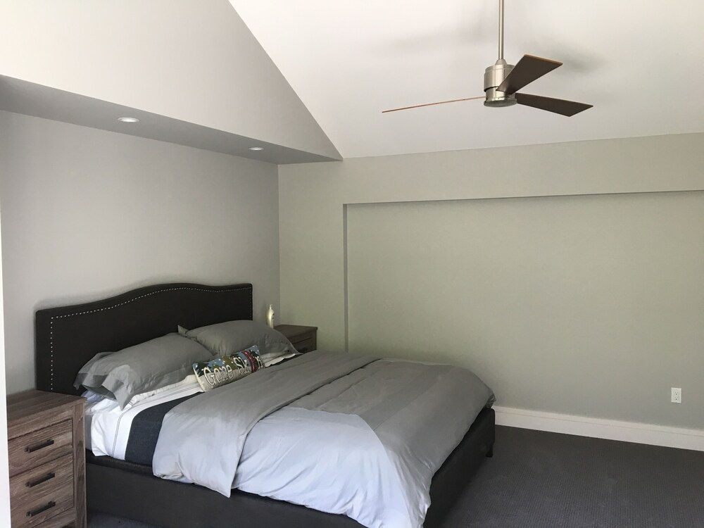 East Vail Platinum Mountain Modern Residence with Spectacular Views ...