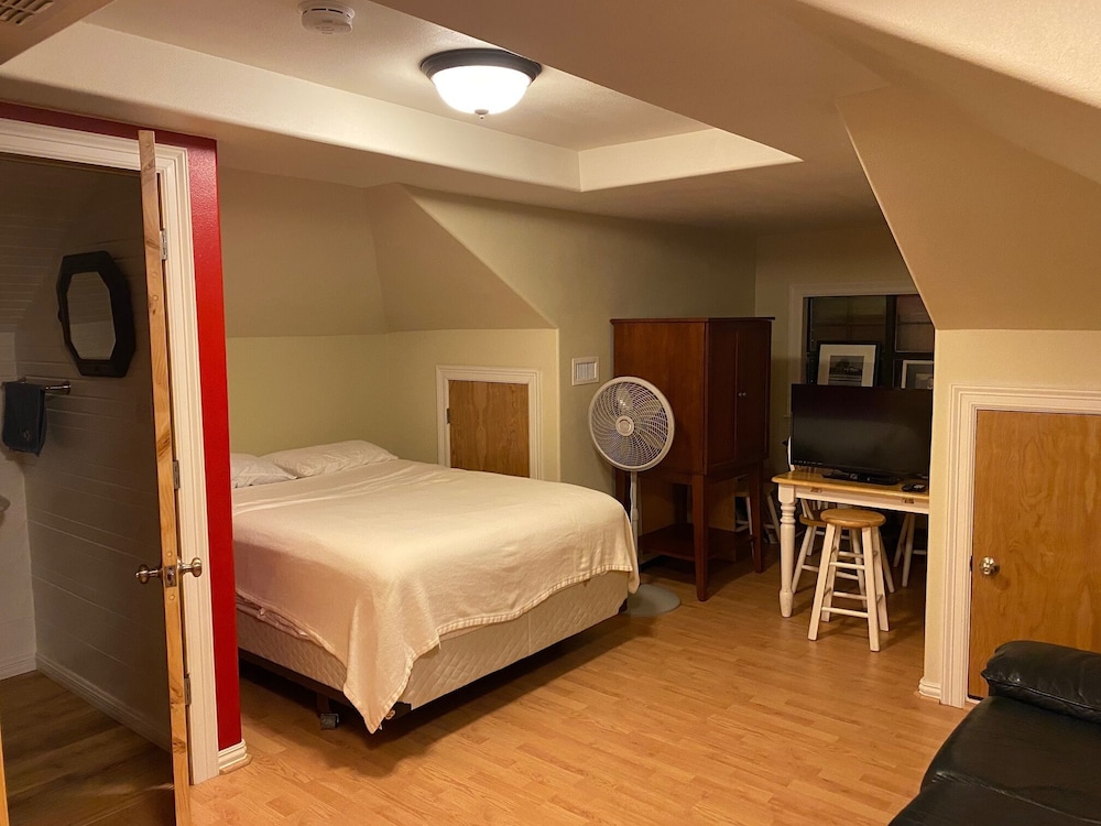 Waterfront Cabin on Laguna Salada (Baffin Bay) Riviera, Texas. Private ...