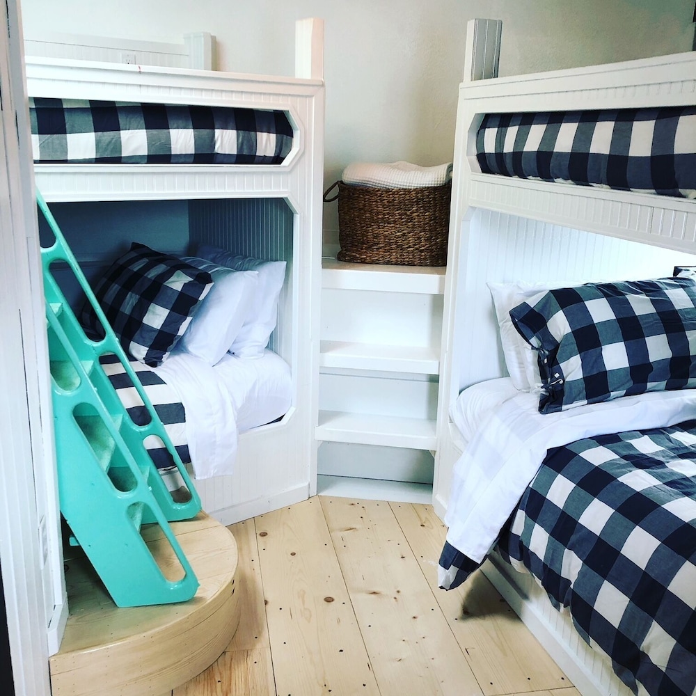 Private Lighthouse with Luxurious Ammenaties - Sitka | Vrbo