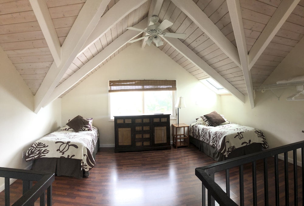 Amazing Views of the Bay and Ocean, Steps to Beach - Honaunau-Napoopoo ...