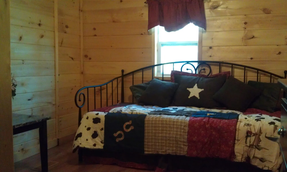 Private Affordable Lodging at Blanche Manor Horse Ranch - Blanche Manor ...