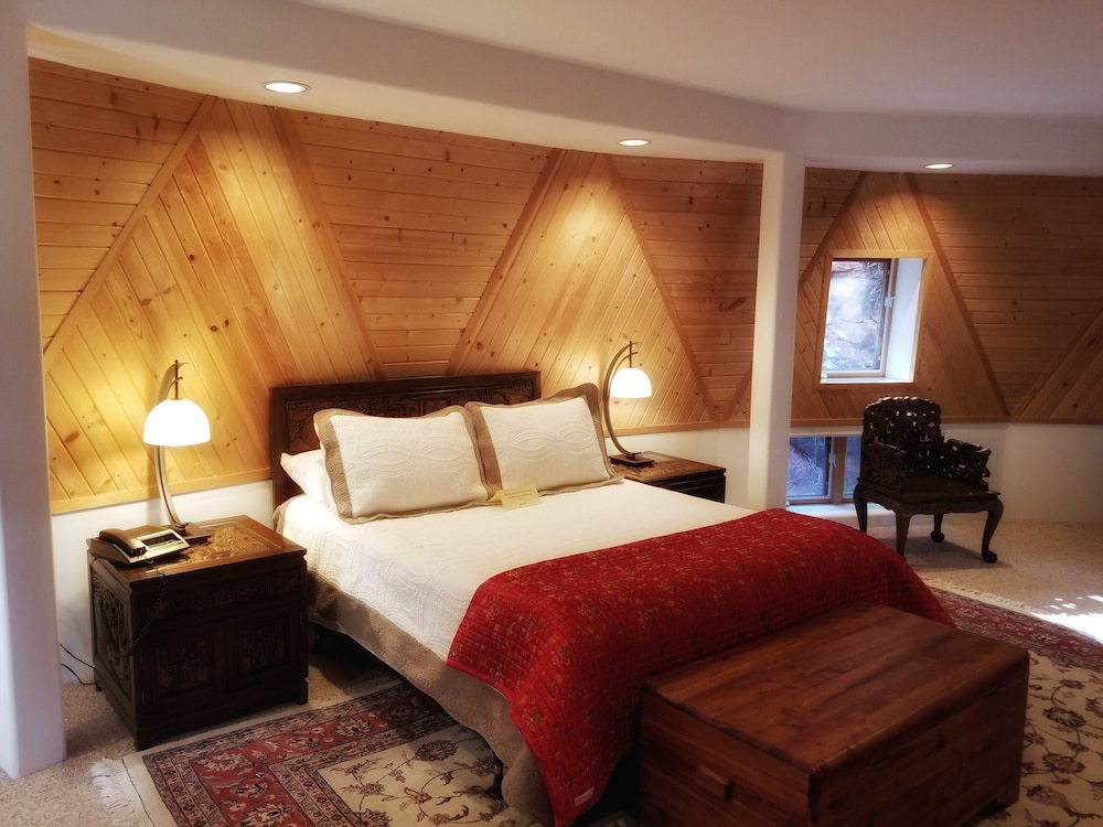 PRIVATE, STUNNING 5 STAR SEDONA DOME WITH AWESOME RED ROCK VIEWS! - Oak ...