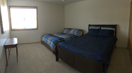 Getaway In The Heart Of Chippewa Valley - Fall Creek, WI