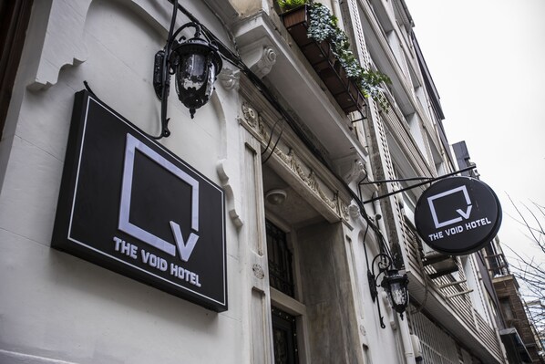 Book The Void Hotel Istanbul in Istanbul | Hoteles.com
