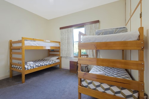 Dar-el - Fenced Yard With Great Boat Parking - 2+ Nights - Eden