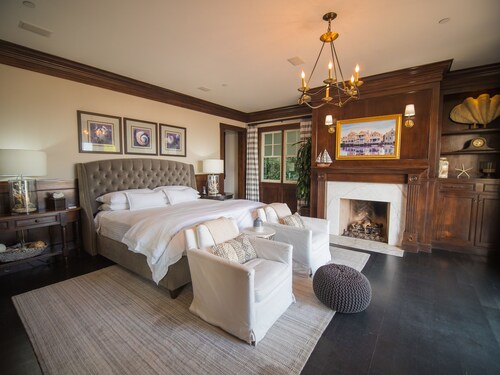 Oceanfront Private Beach Access Sb Beach Club - Goleta, CA