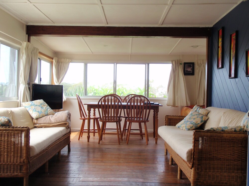 Old style beach house with views of the river joining the ocean : Deals ...