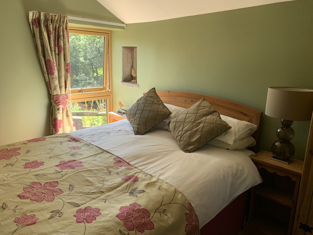 5* STUNNING LUXURIOUS BEAMED COTTAGE - SECLUDED PEACEFUL PEAK DISTRICT ...