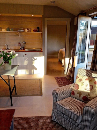 Gorgeous Cottage For Two In The Heart Of West Dorset. Pet Friendly. - Dorset