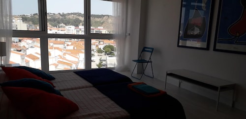 2 Bedrooms Apartment On The Beach Front Line - Costa da Caparica