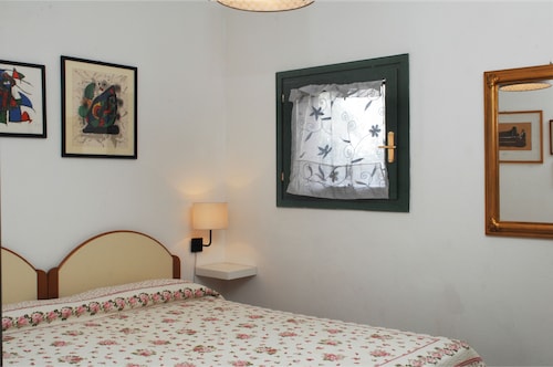 New Apartment With Swimming Pool - Santa Teresa Gallura