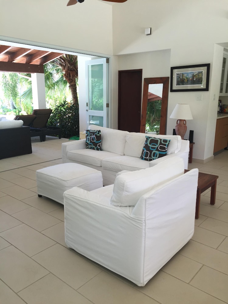 Modern luxury island home - Culebra | Vrbo