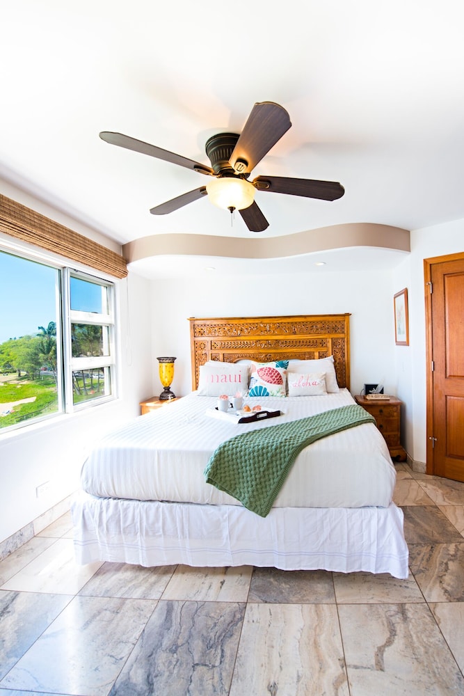 Direct Oceanfront/Beachfront Luxury! Recently Remodeled - Kihei | Vrbo