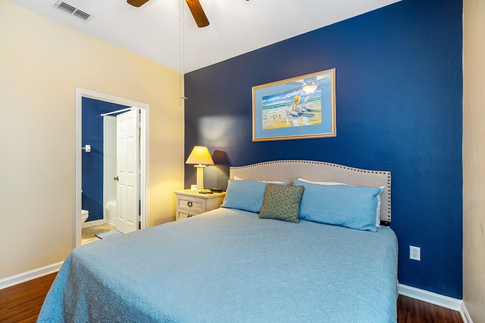 3 miles to Disney! Kid friendly, Adult approved, pet friendly. VRBO ...