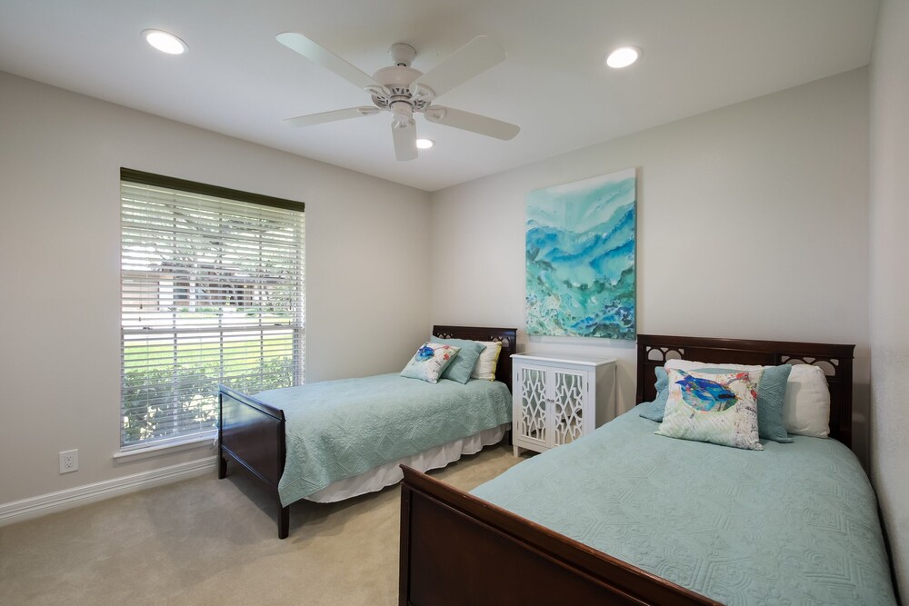 Updated One Story House Located Close To Seaworld And Six Flags - San ...