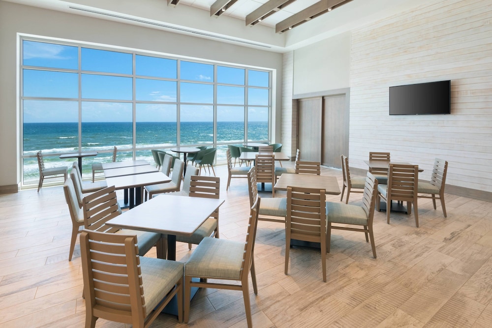 SpringHill Suites by Marriott Panama City Beach Beachfront in Panama ...