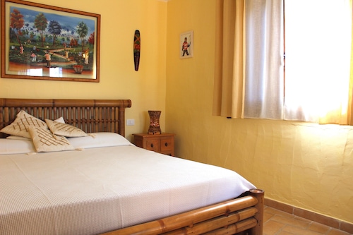 Villa Elios: Magnifique Villa Près Plages De Chia - South Sardinia