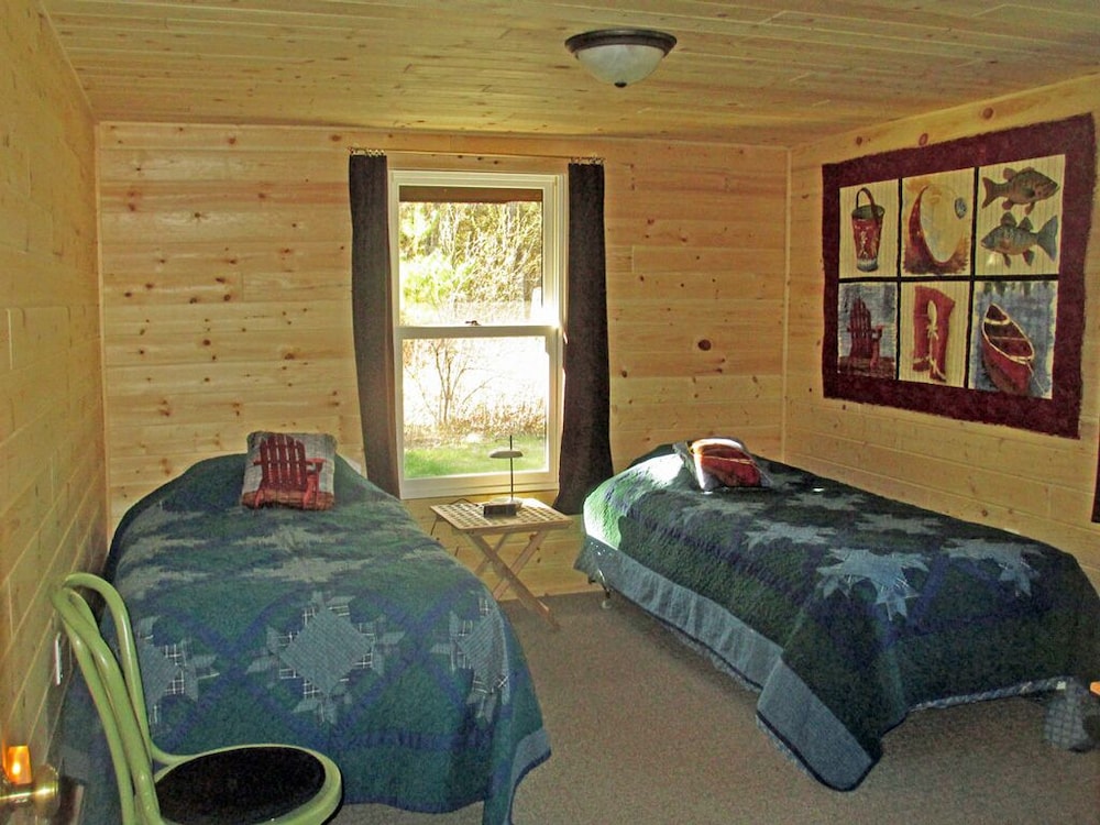 Private air-conditioned 2-bedroom cabin on Lake Vermilion - St. Louis ...