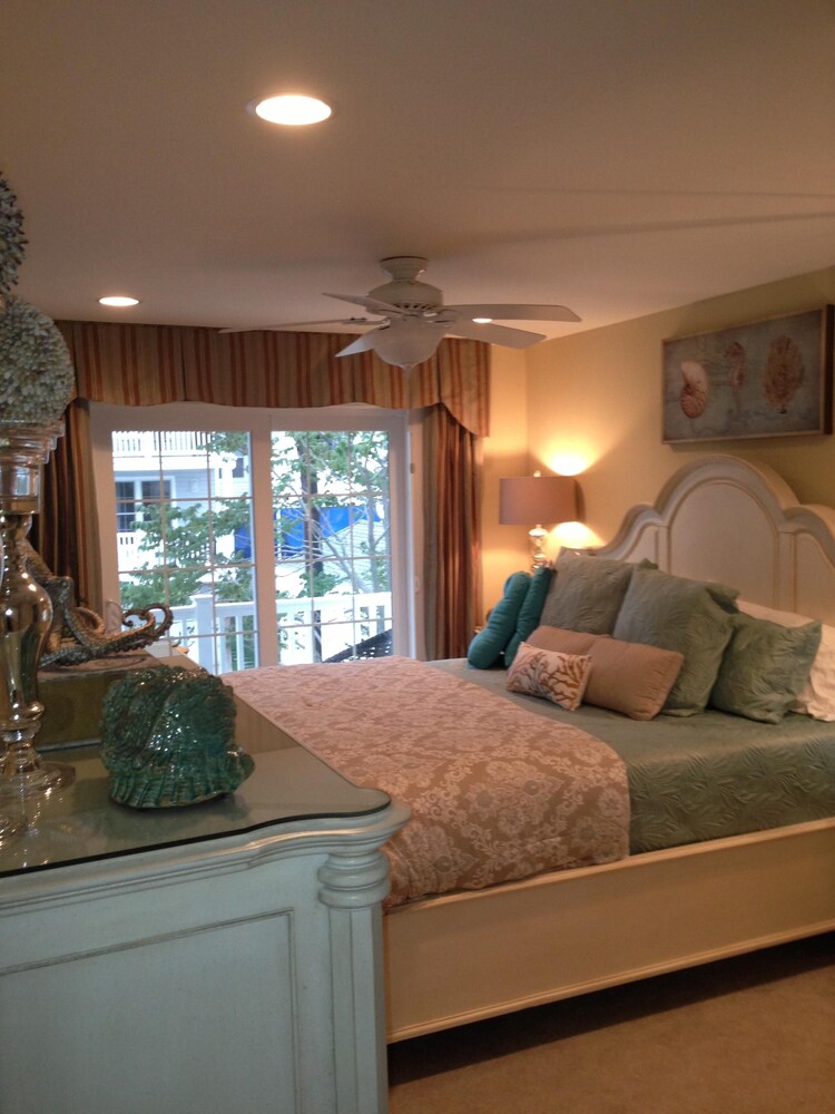 Luxury 5 Star Condo - Coastal Elegance - Premier Location! - Ocean City ...
