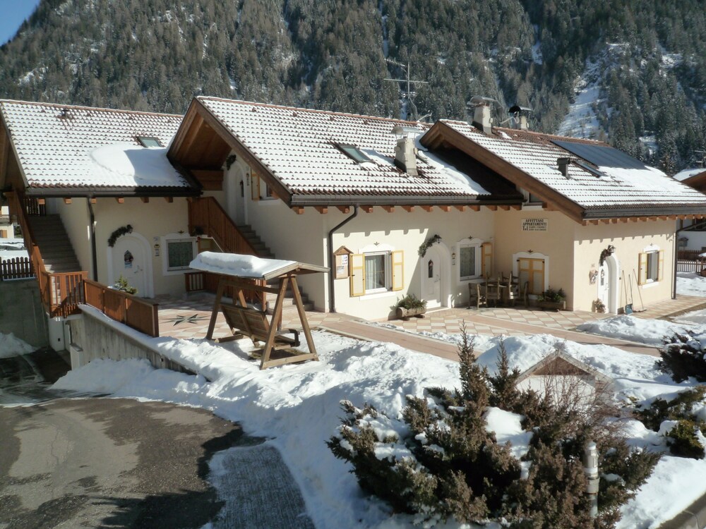 Residence Le Rose Reviews, Deals & Photos 2026 - vrbo.com