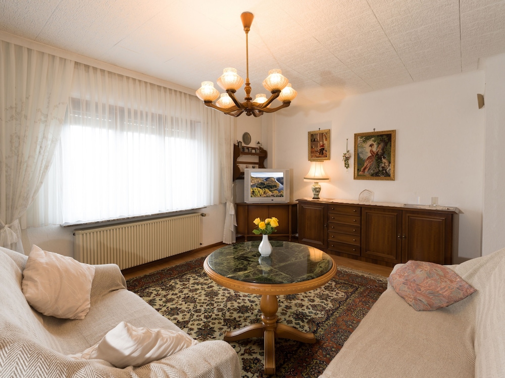 Genießen Sie Ihren Urlaub im Herzen von Merzig in einer gemütlichen ...