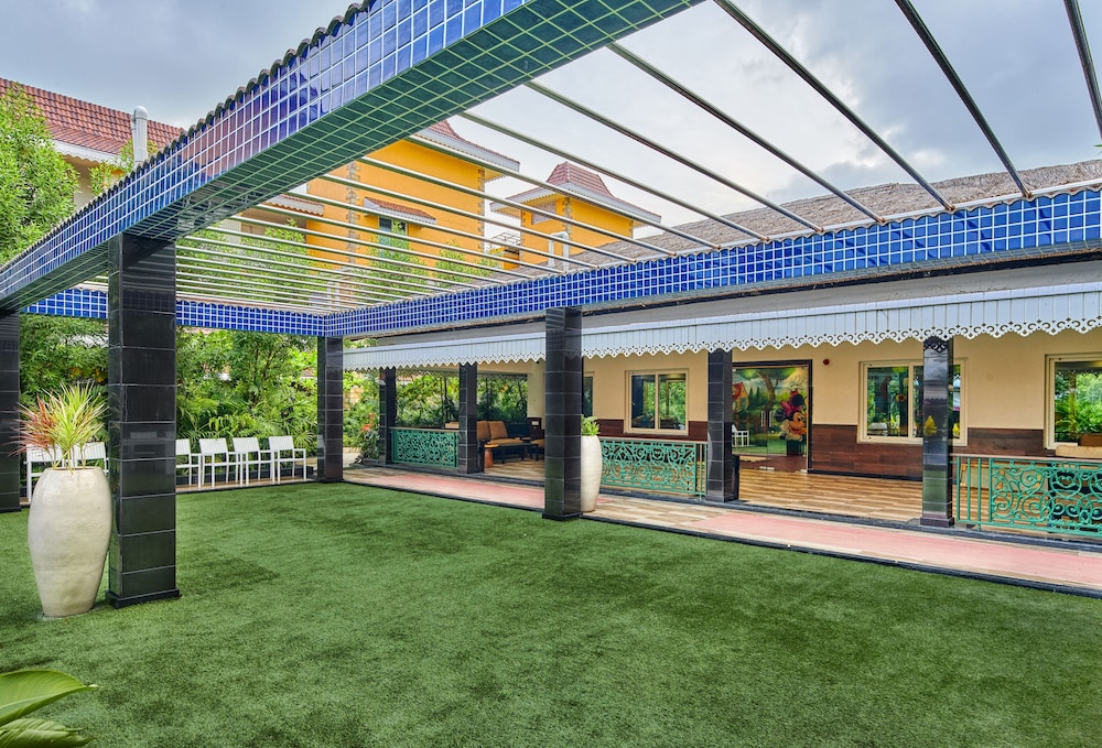 Mayfair Lake Resort in Raipur | Best Rates & Deals on Orbitz