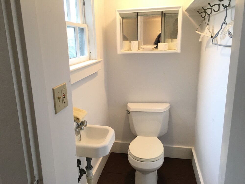 The Folger House on historic Academy Hill, Nantucket, Nantucket, MA ...