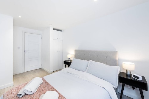 ★Casa Italia Near Kingsroad★wifi Nespresso Netflix - Chelsea