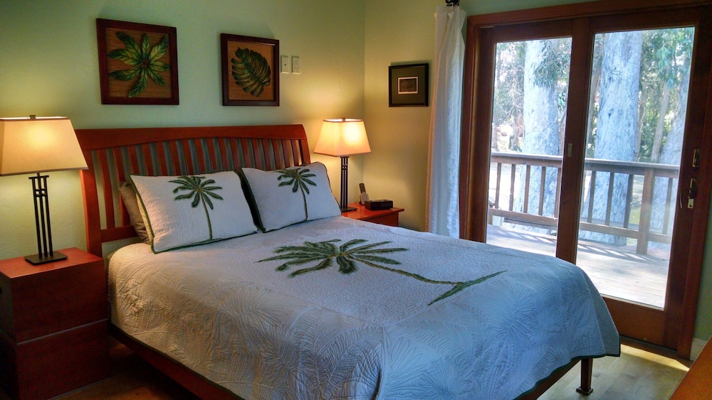 Pleasure Point Paradise! Beach and Lagoon Views! - Pleasure Point | Vrbo