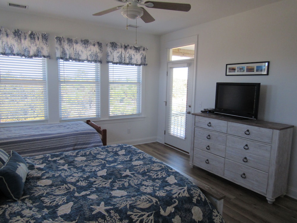 Unique Home In 4x4 Area Of Corolla where beaches are ranked #4 in ...