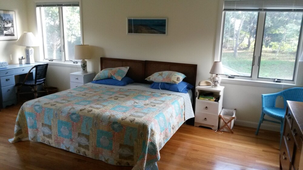 Katama Bay - South Beach home - walk to beach! - Edgartown | Vrbo