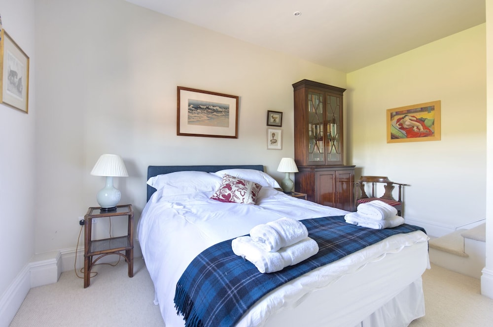 Luxury in Derbyshire Reviews, Deals & Photos 2026 - Vrbo