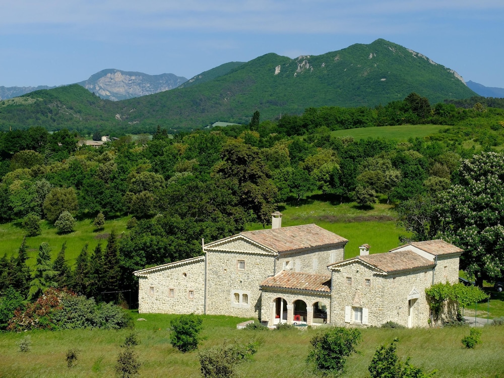 Drôme provençale quiet country house - Cléon-d'Andran | Vrbo