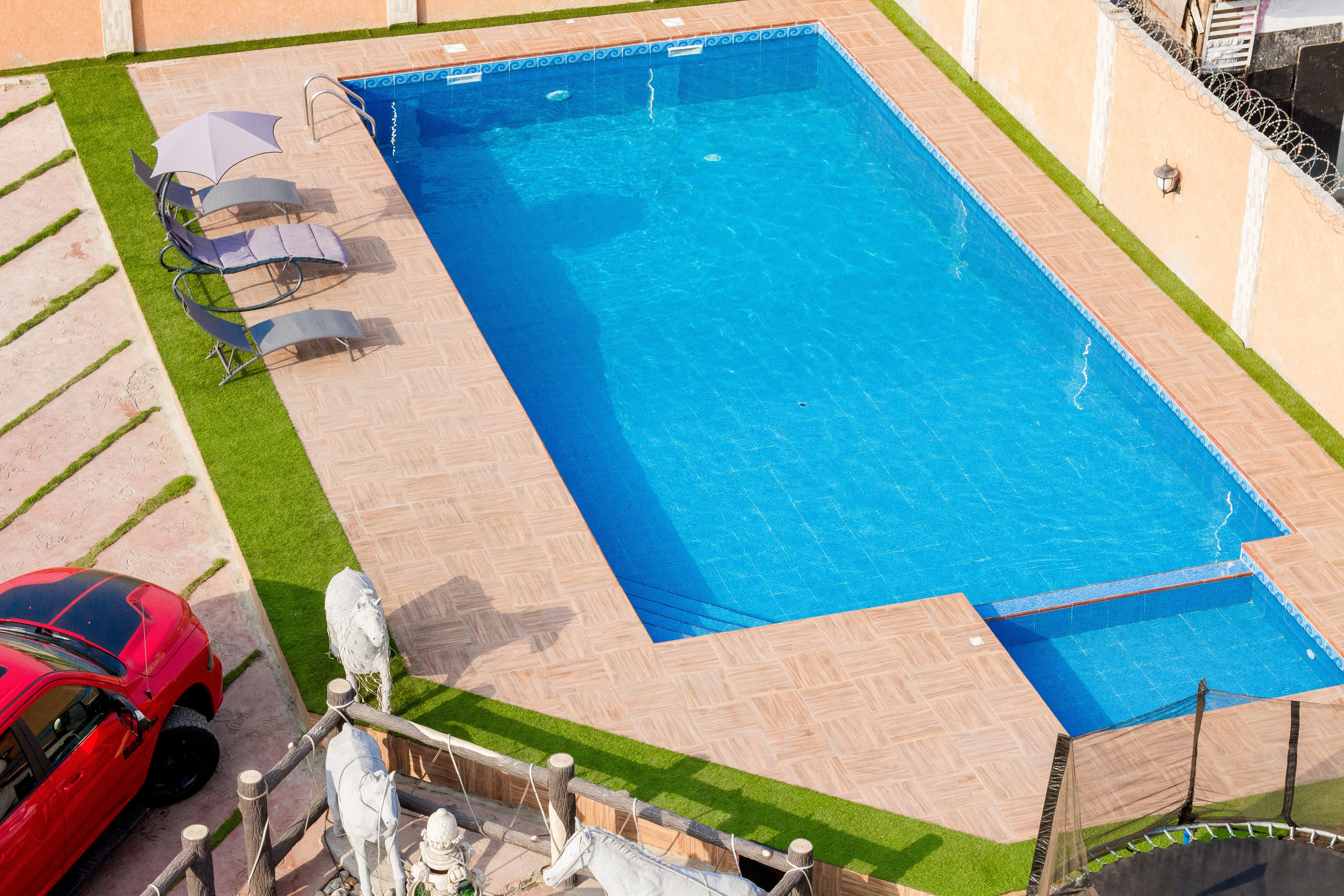 Plus 33 Hotel in Sakumono, Ghana | Expedia