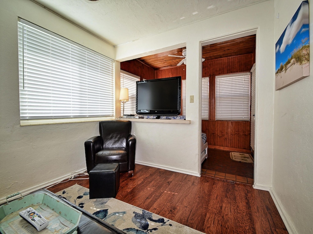 Sabal Palm Unit 1 1 Beach Getaway - Clearwater Beach | Vrbo