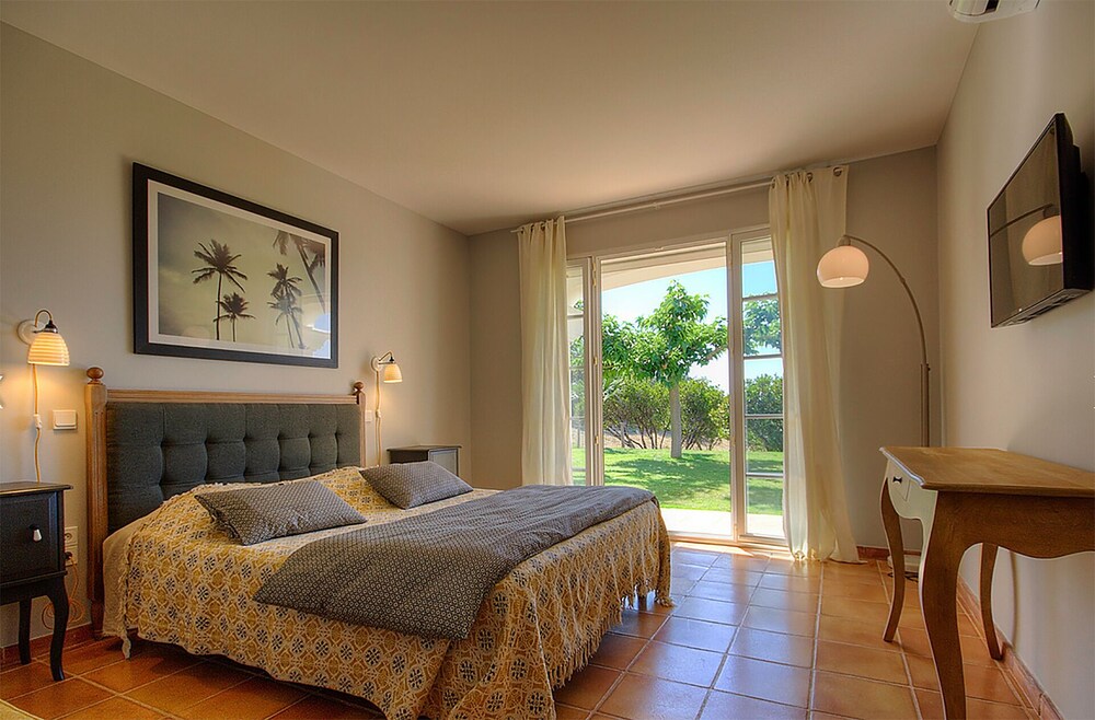 Casa di Andria. Grande maison de standing dans un cadre préservé ...