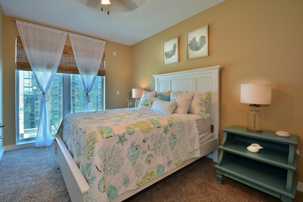 LUXURY Oceanfront Ocean Vistas Condo-AMAZING VIEWS! BRAND NEW ***5 STAR ...