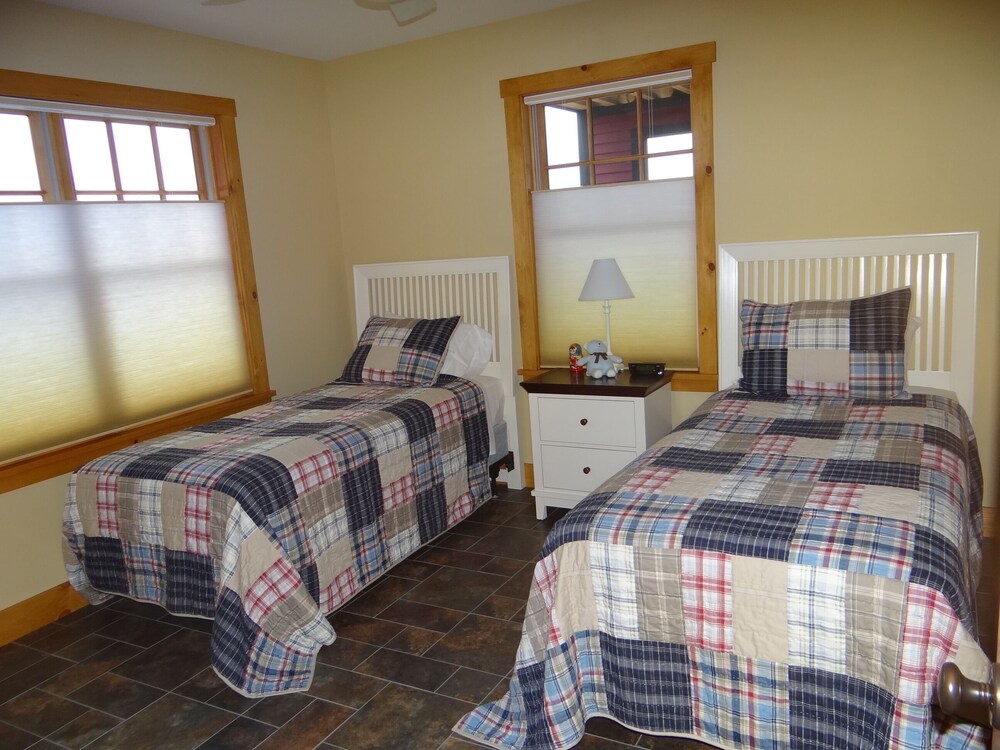 Luxurious Entire Vermont Farmhouse On A Working Farm Reviews, Deals ...