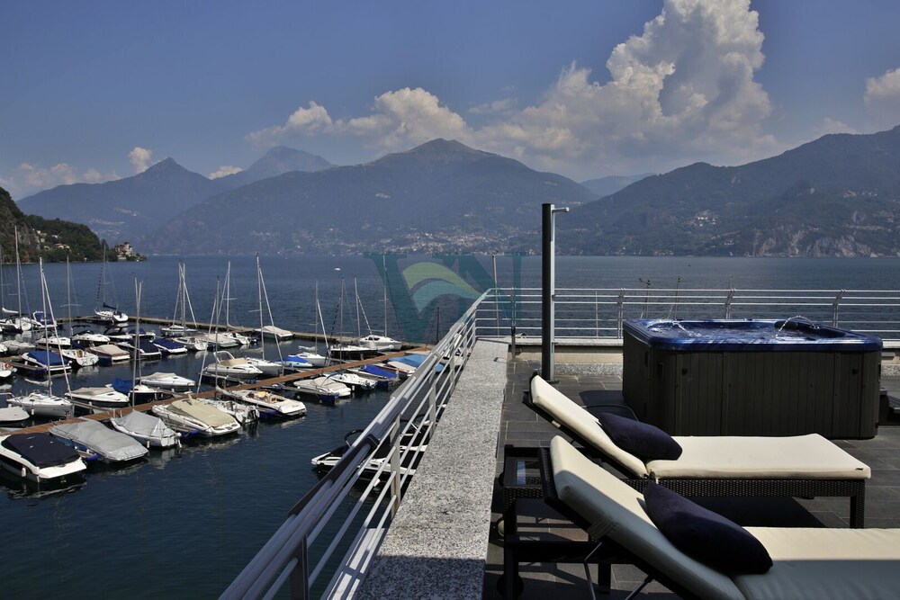 Villa Navalia - Luxury Lake Como front villa overlooking lake and mountain - - Nobiallo | Vrbo