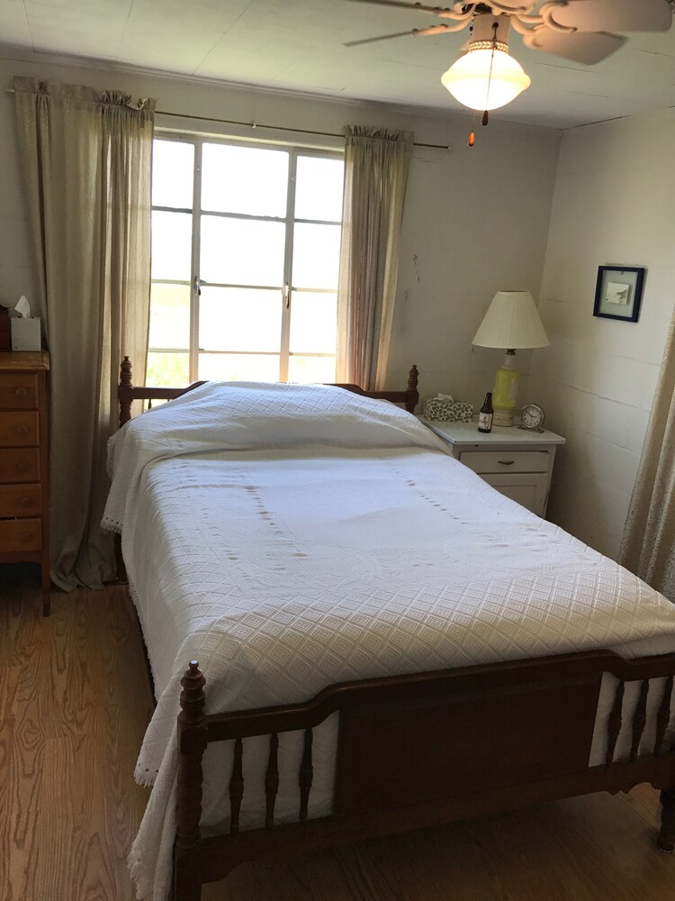 Sweet little cottage in prime location - Port Sheldon | Vrbo