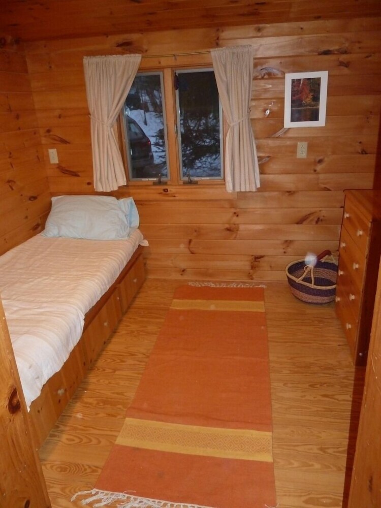 Lake House Wooded Vacation Retreat and Nature Escape - Industry | Vrbo